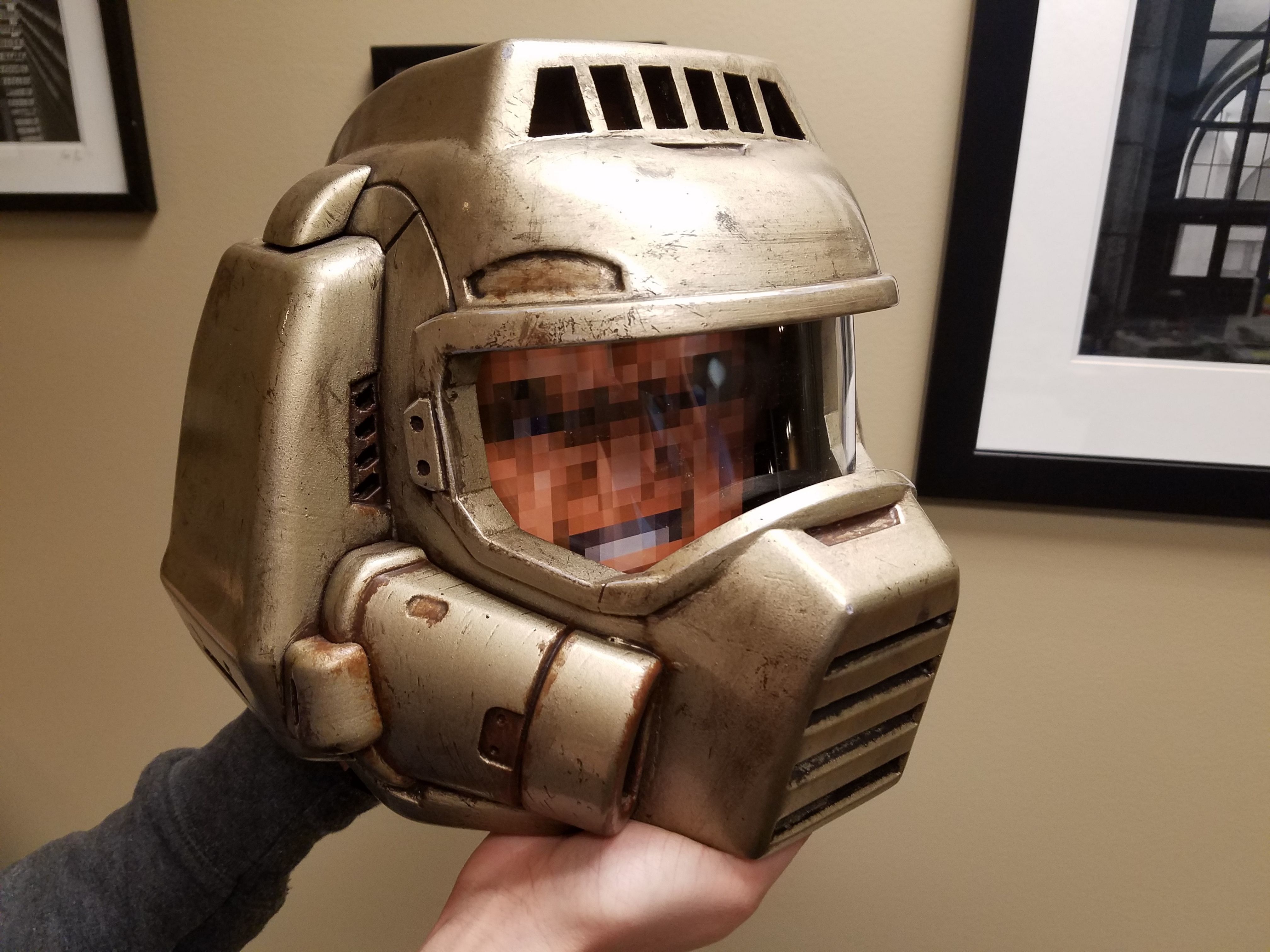 Classic Doom Guy Helmet 3D model 3D printable | CGTrader