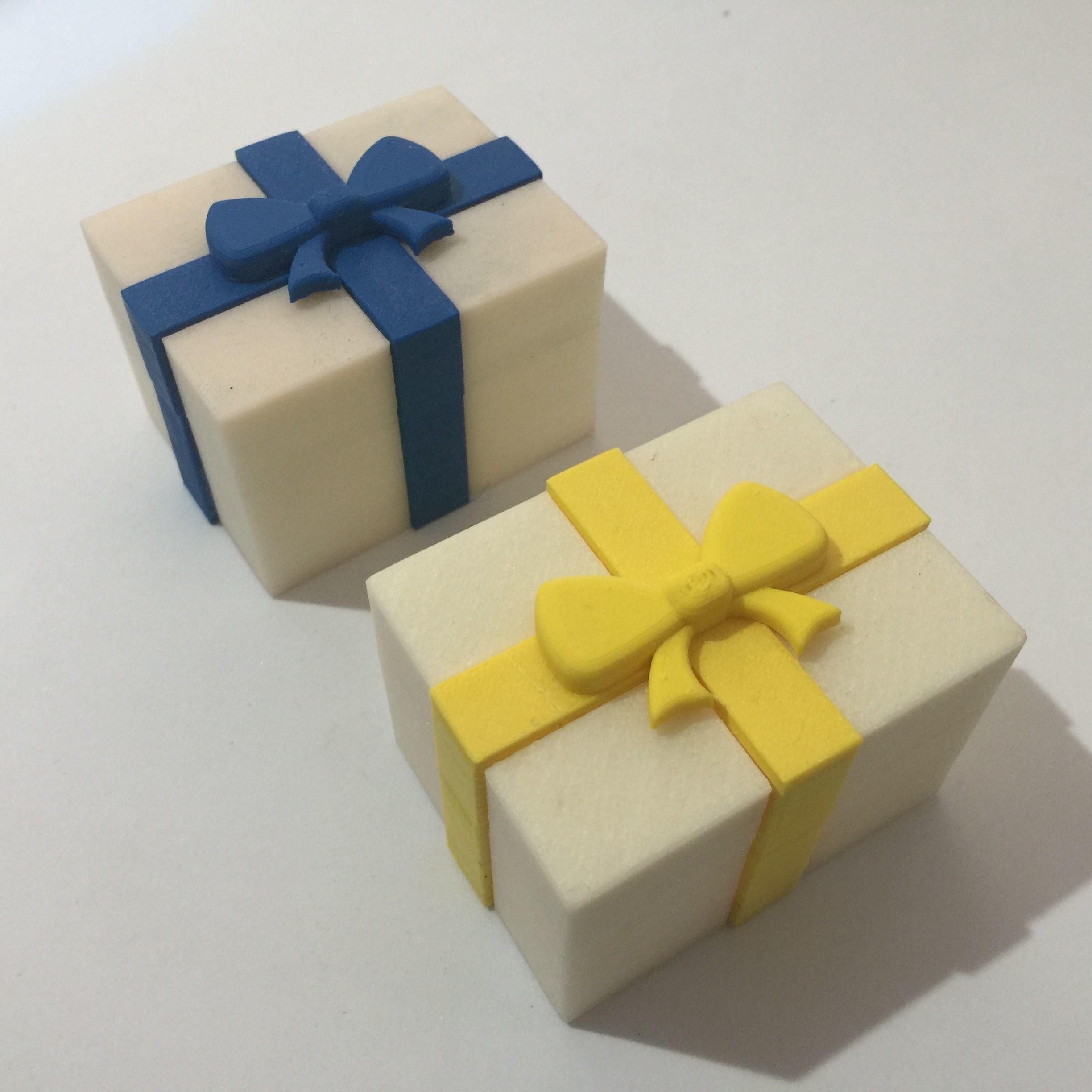 Giftwrapped Ring Box 3D model 3D printable | CGTrader