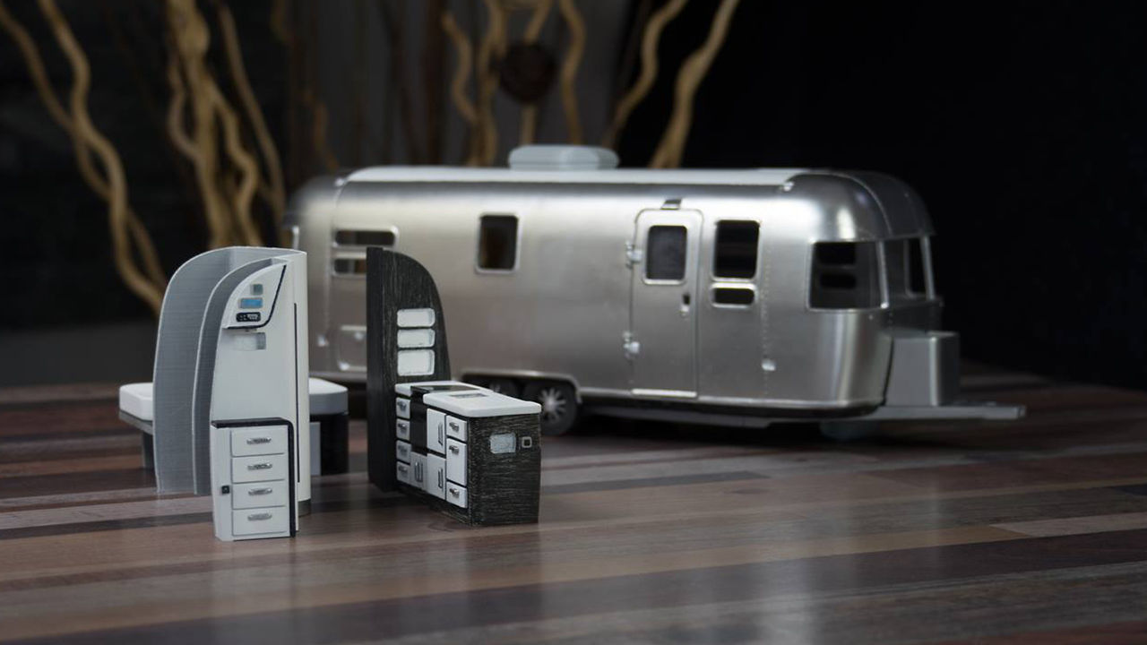Airstream Trailer Scale 1-18 3D model 3D printable | CGTrader