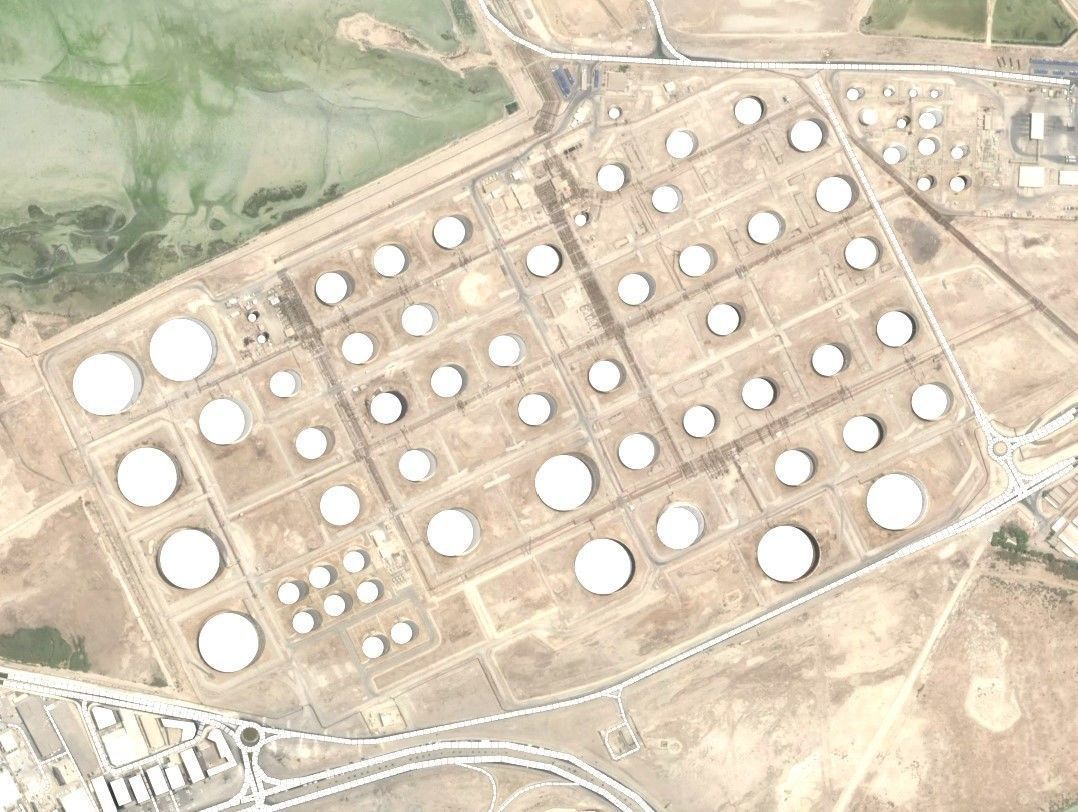 Petroleum Storage Tanks Sitra Bahrain Industrial area free 3D model ...