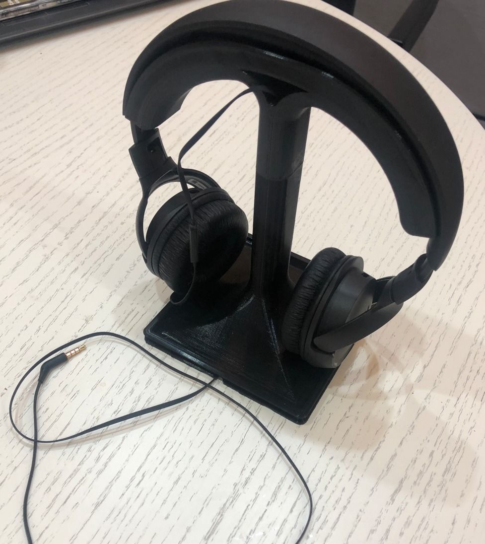 Headphone Stand 3D model | CGTrader