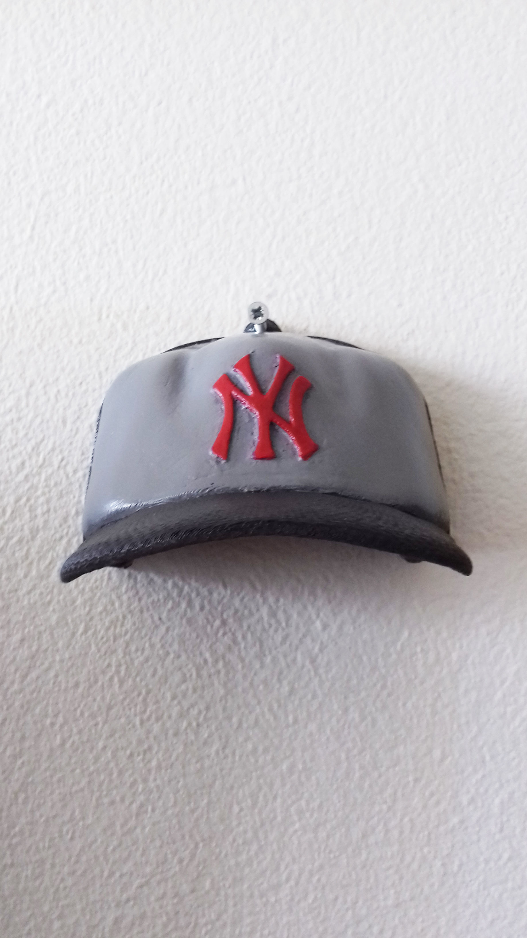 HEADPHONES YANKEES CAP HANGER SABIOPRODS3D 3D model 3D printable | CGTrader