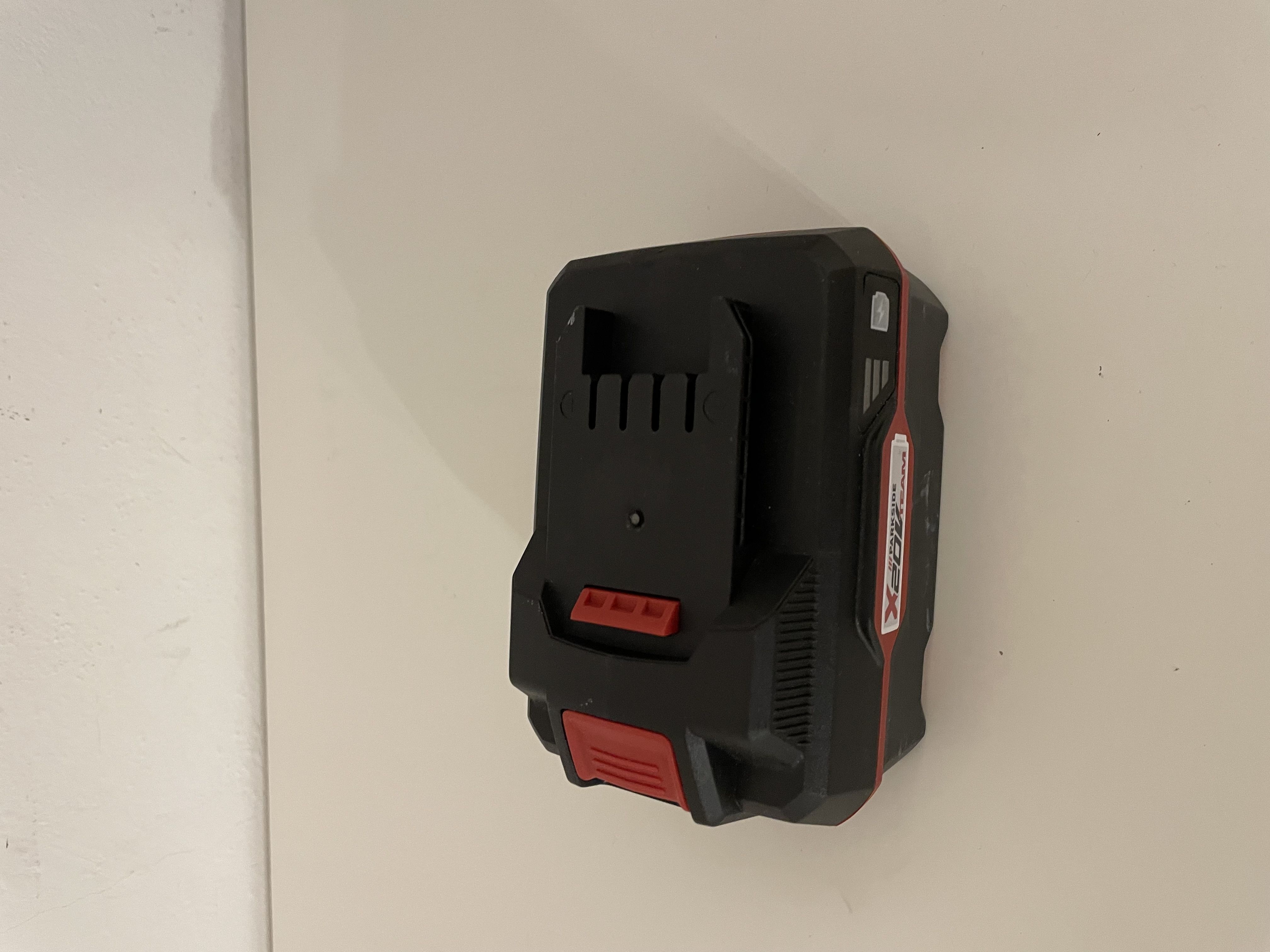 Adattatore batteria Parkside Dyson v8 3D model | CGTrader