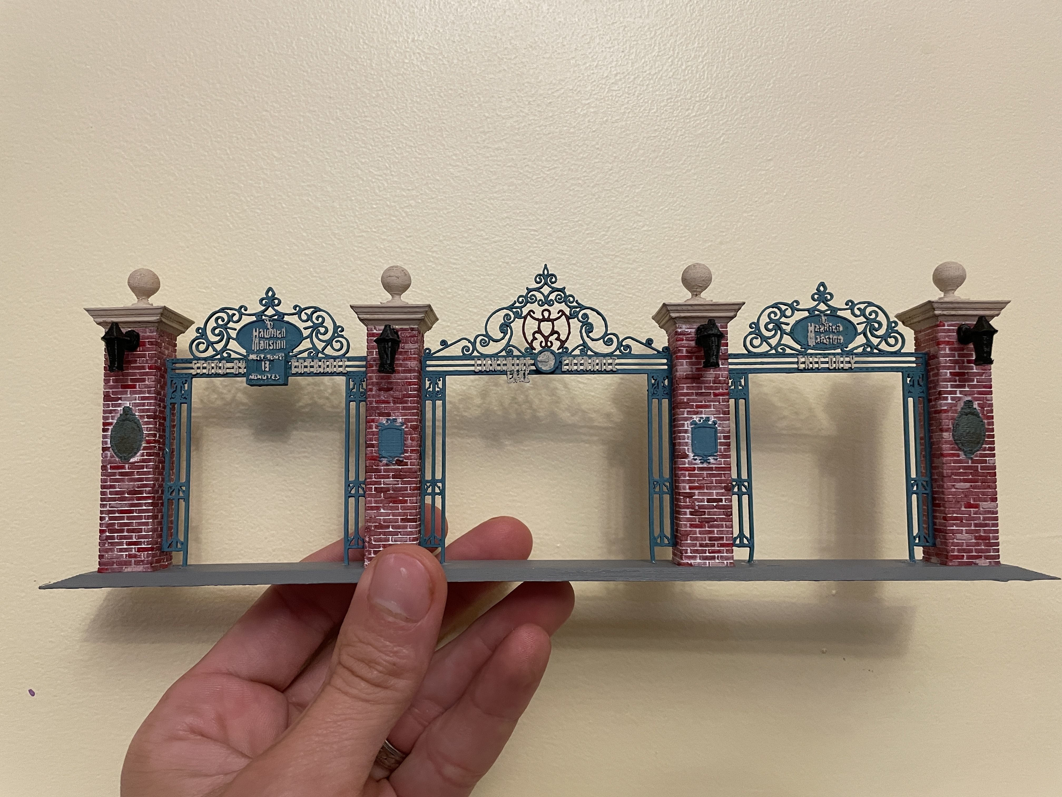 Spooky Haunted Mansion Gate 3D model 3D printable | CGTrader