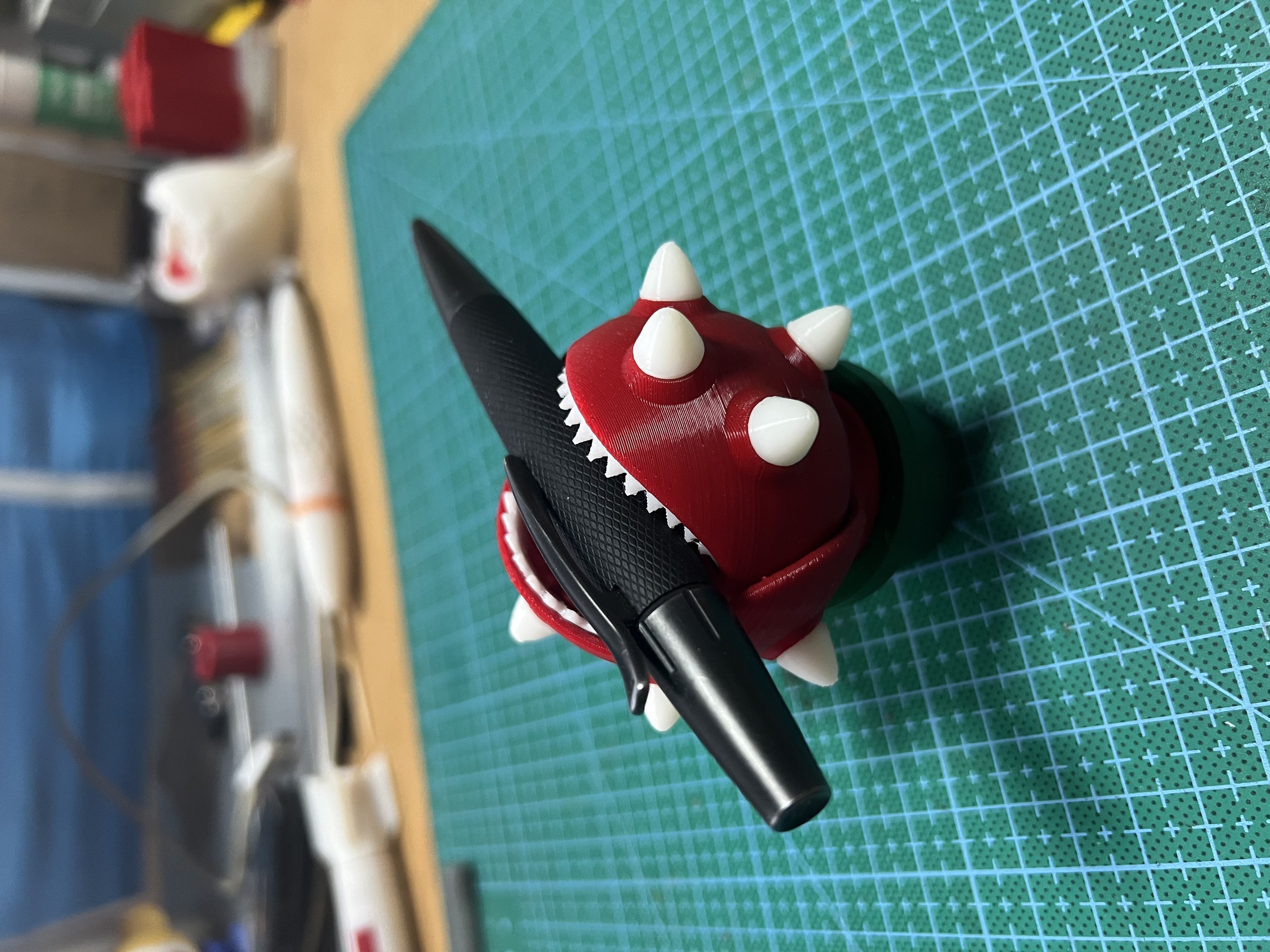 Chomper Flower Pen Holder 3D model 3D printable | CGTrader