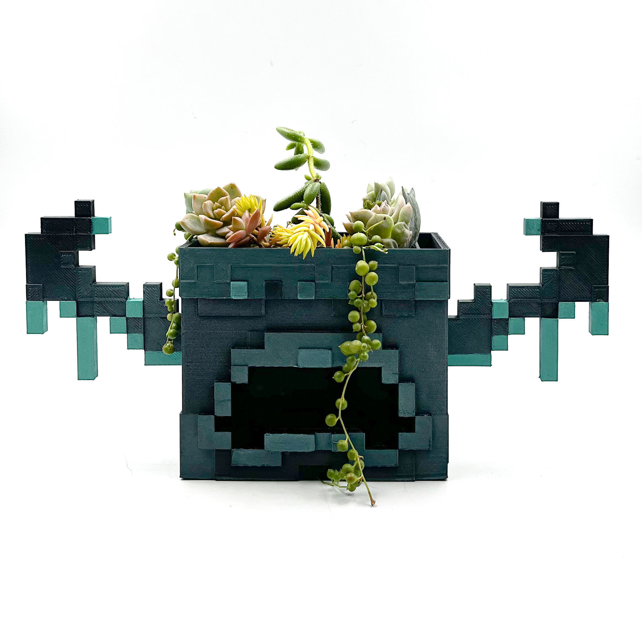 Minecraft Warden Planter Pot 3D model 3D printable | CGTrader