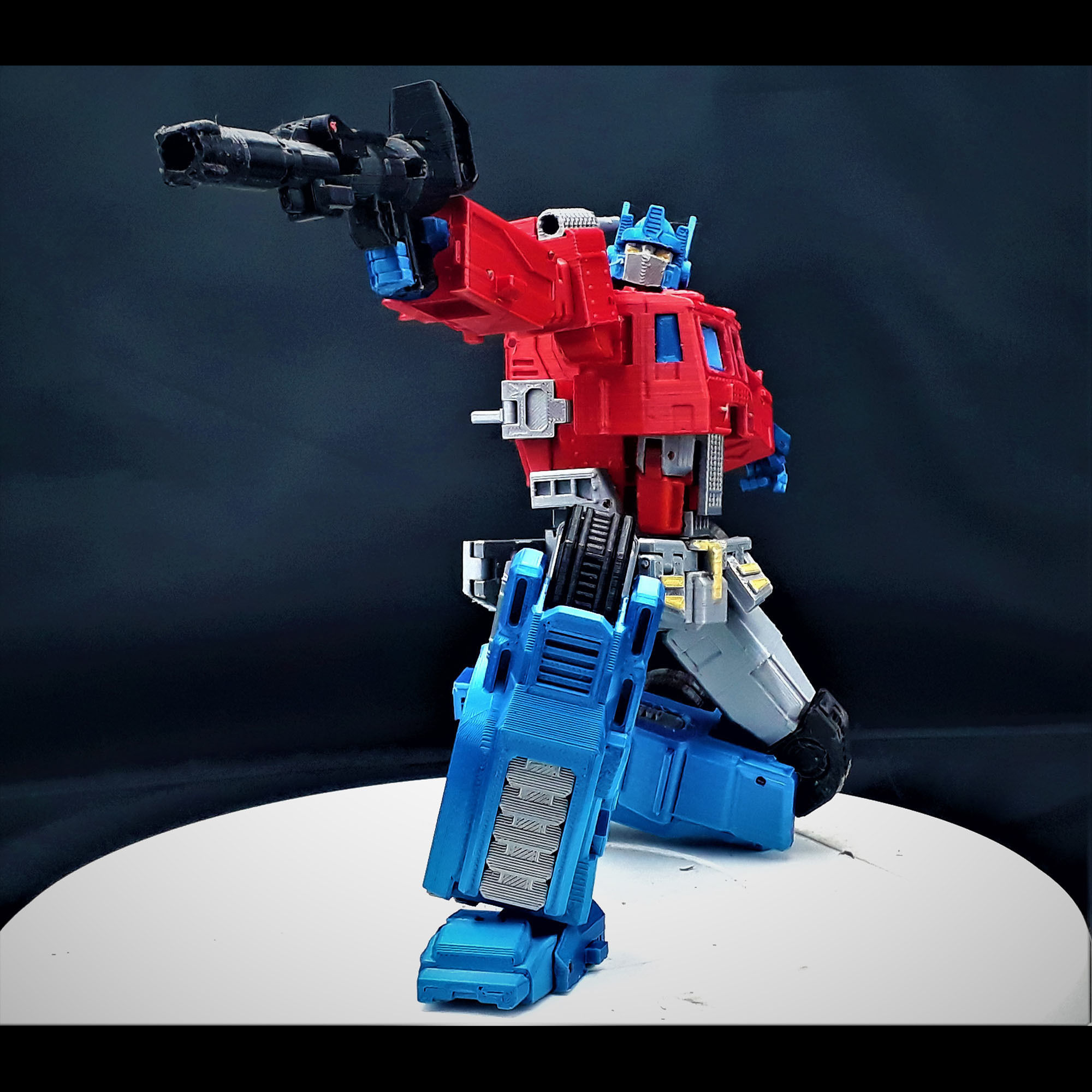 OPTIMUS PRIME ORENSTEIN MEMORY WITH TRAILER 3D model 3D printable ...
