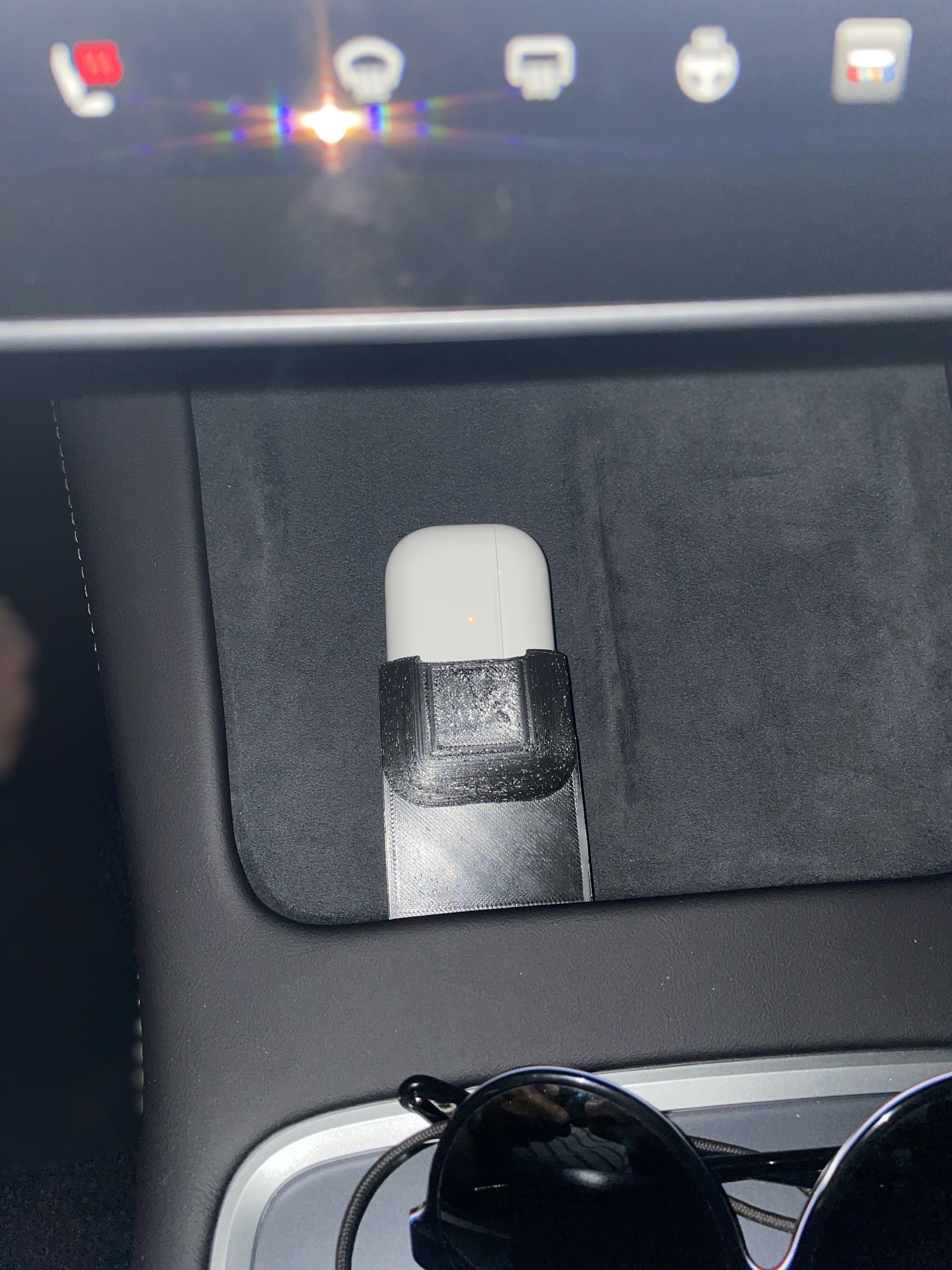 AIRPOD TESLA CHARGING ADAPTER MODEL 3 AND Y 2021-2022 3D model 3D ...