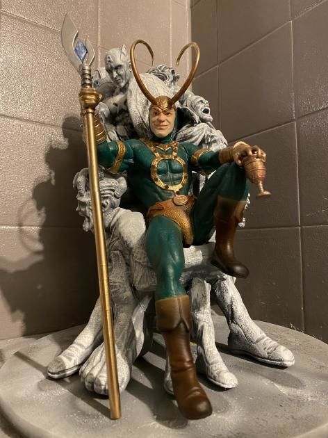 LOKI ON THRONE 3D model 3D printable | CGTrader