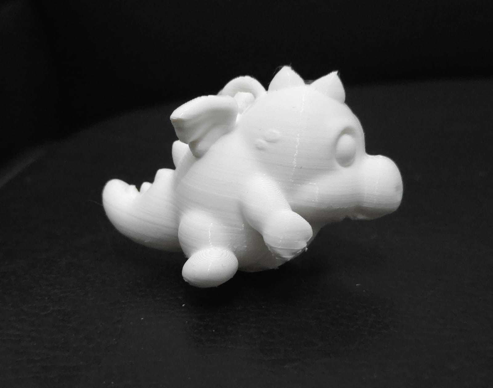 Round Dragon Keychain 3D model 3D printable | CGTrader