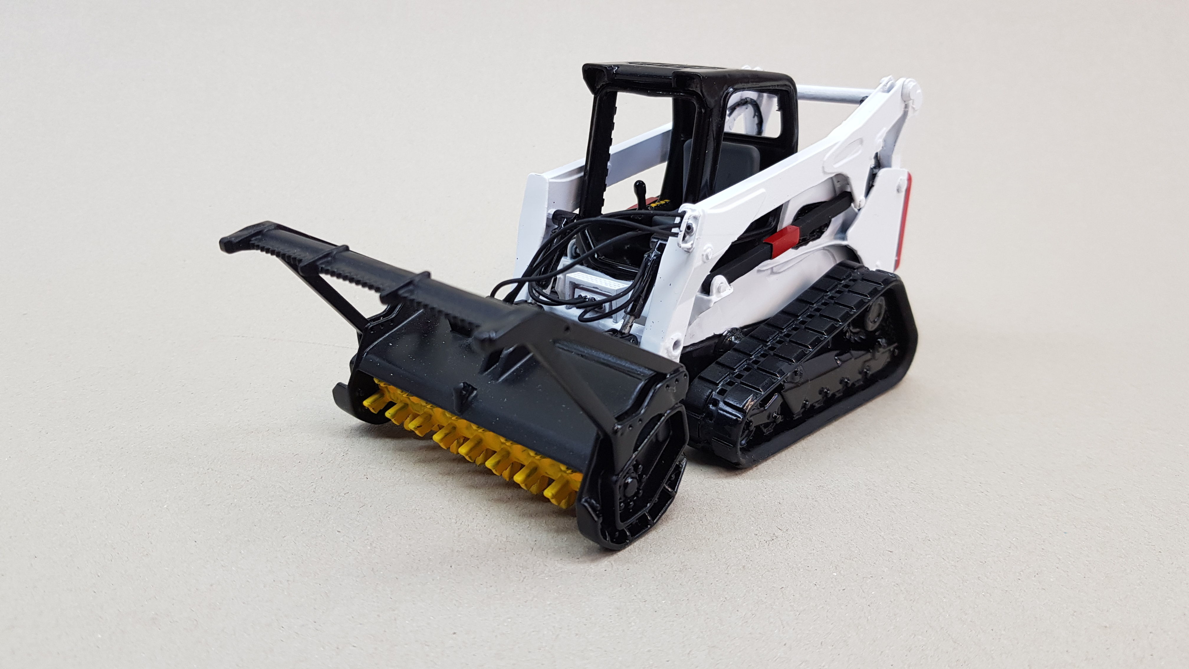 Bobcat T870 1x24 scale skidsteer with mulcher attachment 3D model 3D ...
