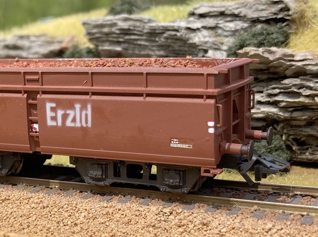 ROLLS-0012 German State Railways Hopper car 00tz 44 H0-scale 3D model ...