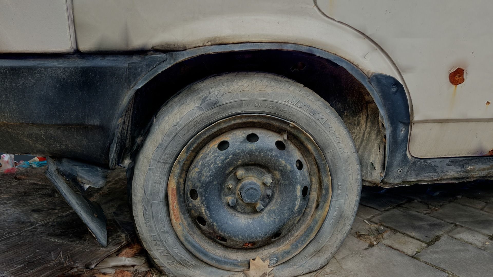 3D model VAZ Lada Sputnik 1300 Destroyed Car - Ukraine 3D model | CGTrader