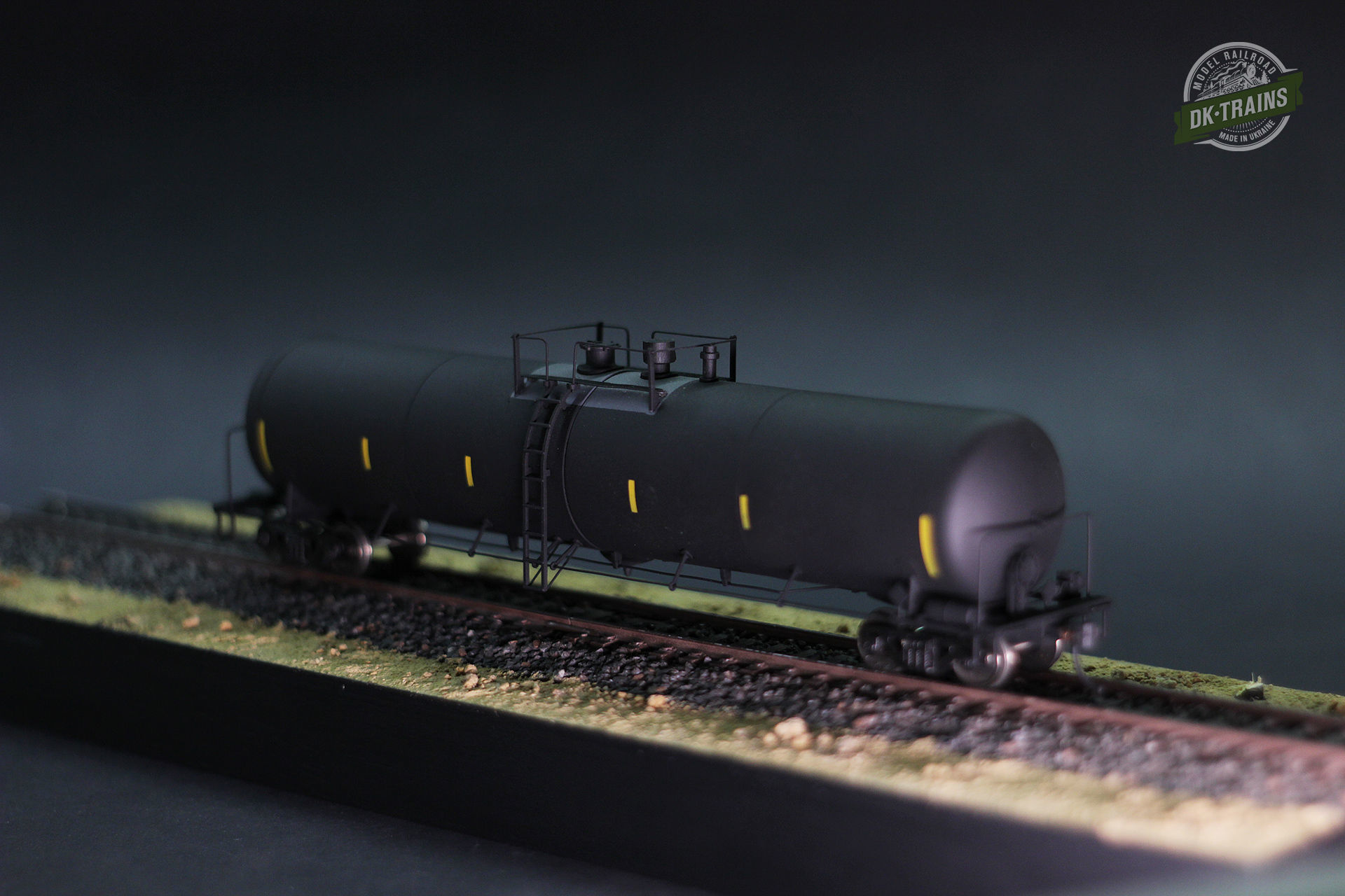 30 000 Gallon Tank Car - H0 scale 3D model 3D printable | CGTrader