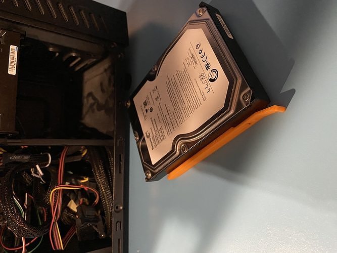 HDD HOLDER 3D model 3D printable | CGTrader