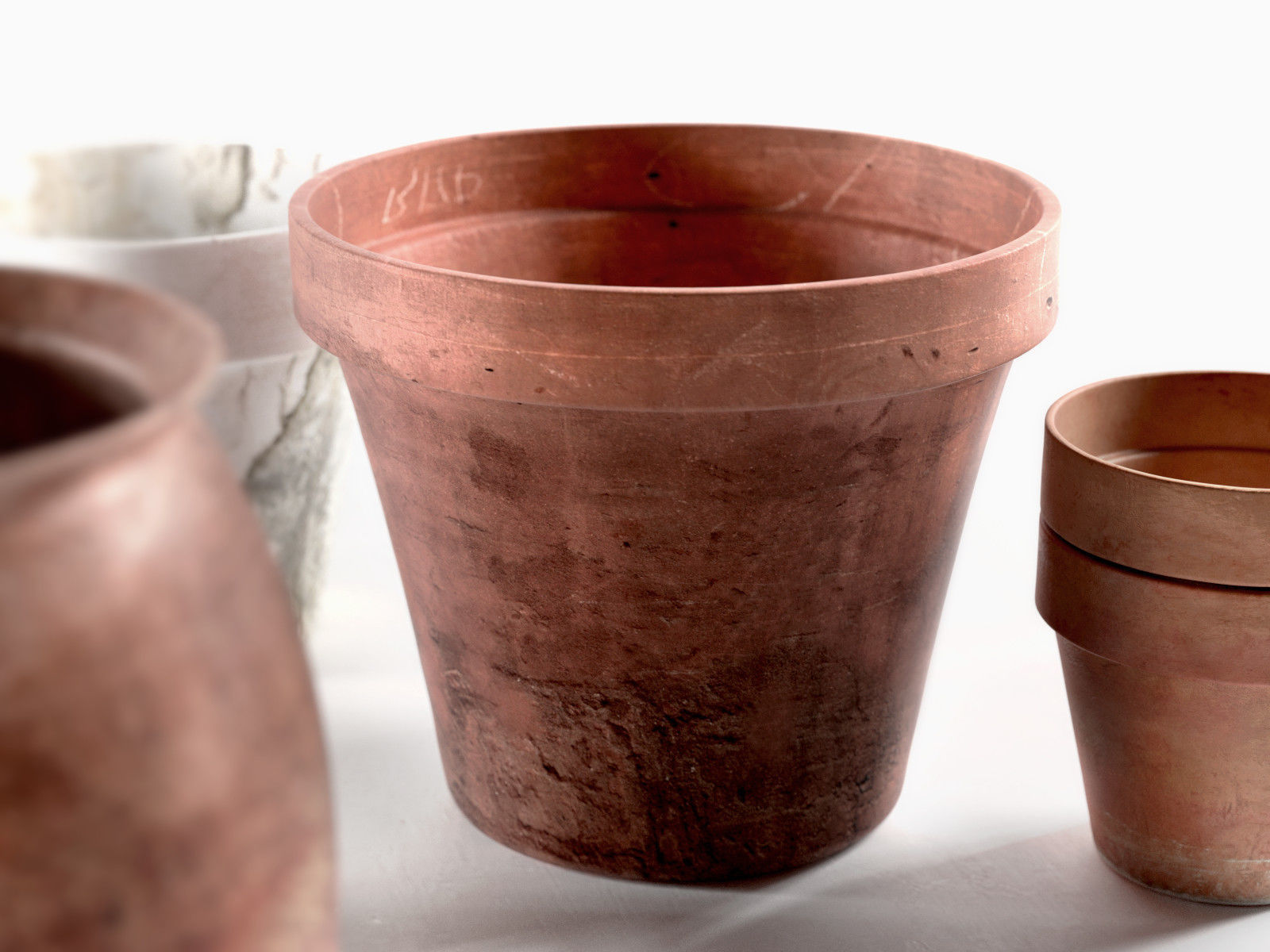 Old Pots Set 3D model | CGTrader
