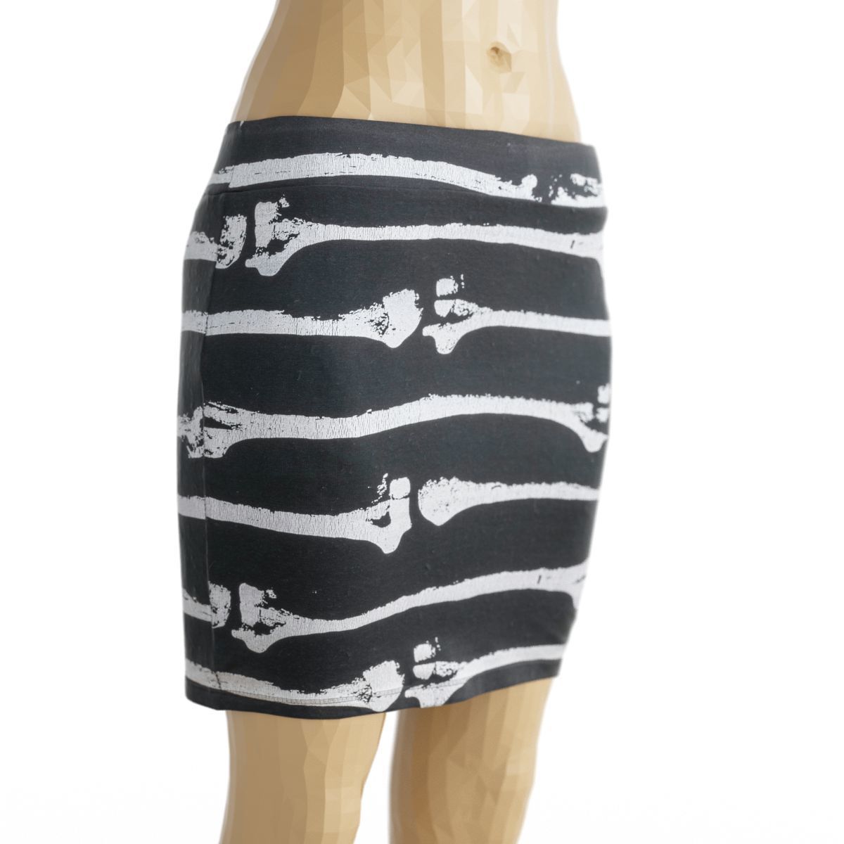 3D model Skirt Bone Decoration Woman Clothing VR / AR / low-poly | CGTrader
